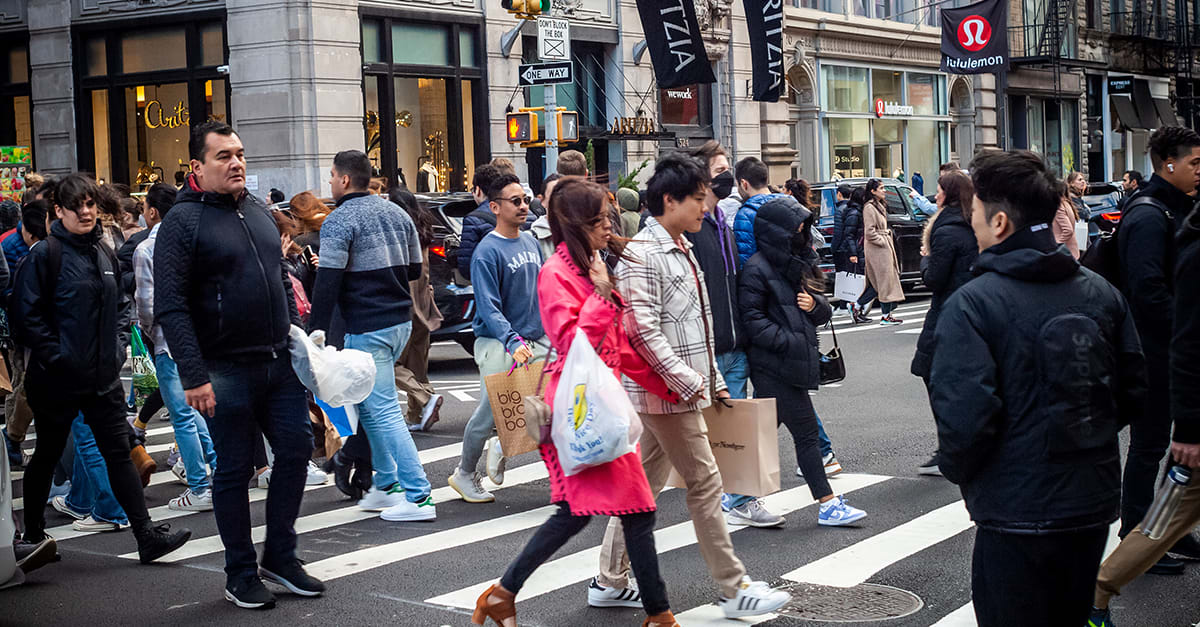 US shoppers are still at the wheel of the world economy | Lombard Odier